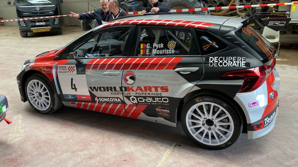 De Hyundai i20 rally 2 van Gilles Pyck - Rally van de Monteberg