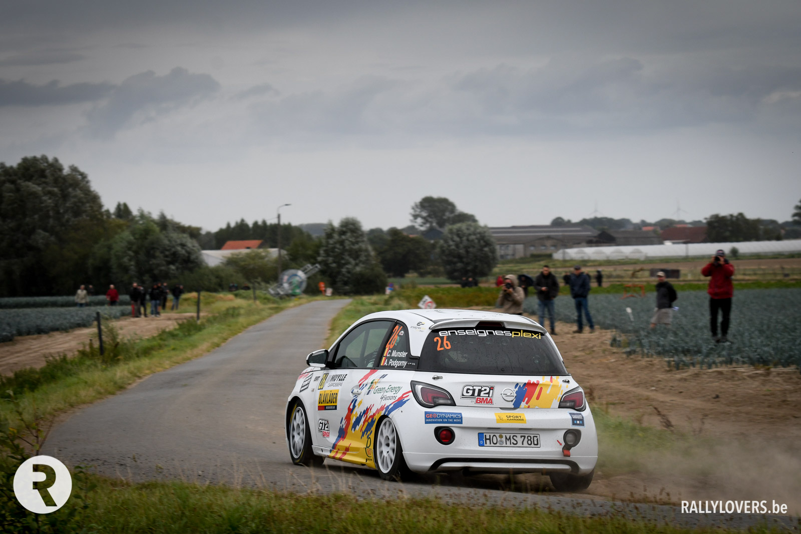 Charles Munster ruilt zijn Opel Adam Cup voor een Opel Adam R2 ...