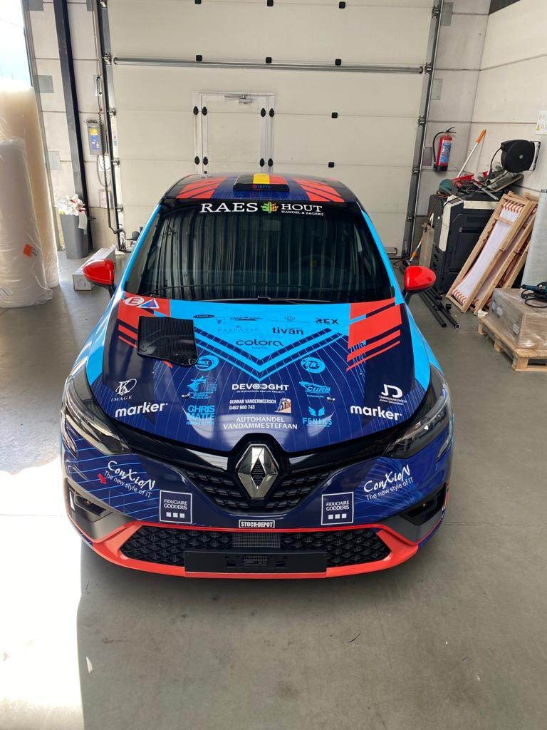 TAC Rally - Jonas Dewilde start met nieuwe Clio en nieuwe livery ...
